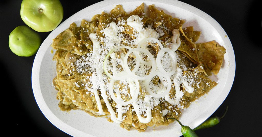 chilaquiles-verdes - El Viajero Fisgón